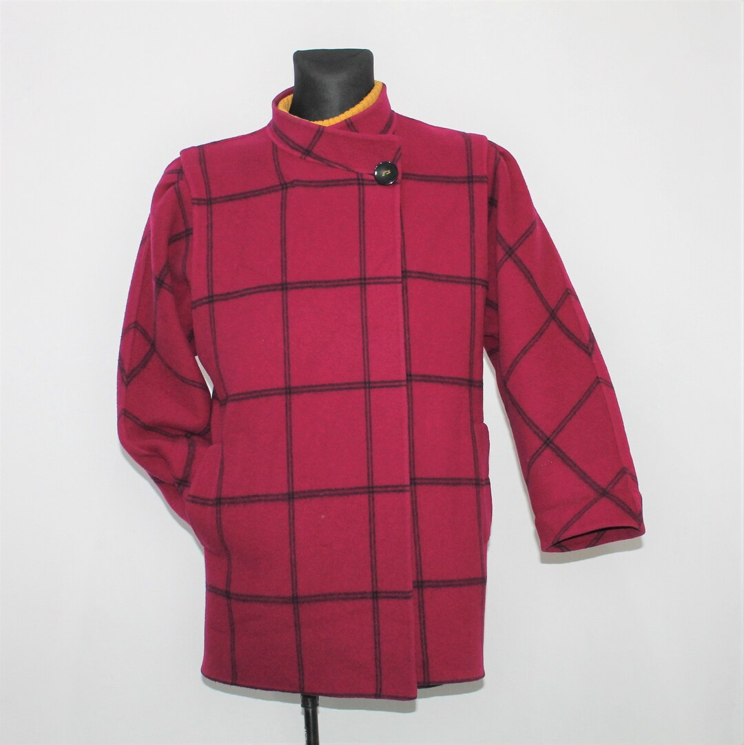 Vintage 90s Italian Pink Checkered Wool Overcoat for Women - Classic ...