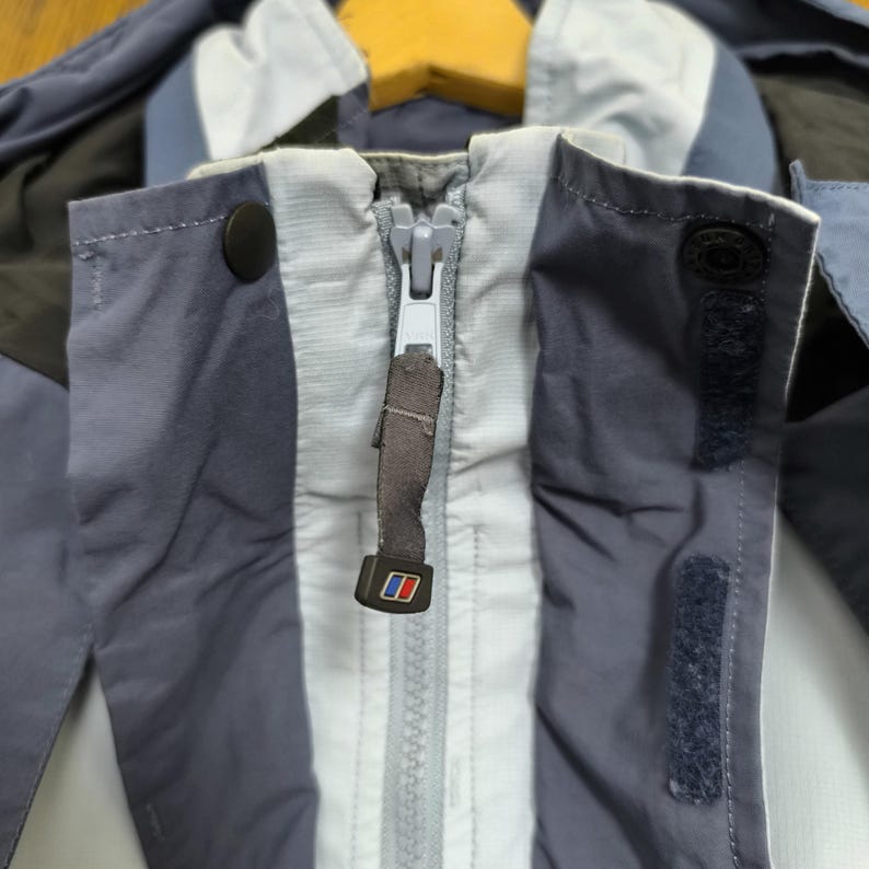 Waterproof Jacket Berghaus Gore-tex XCR: Medium Blue Hooded Hiking ...