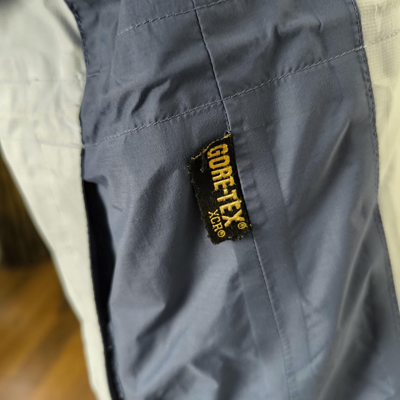 Waterproof Jacket Berghaus Gore-tex XCR: Medium Blue Hooded Hiking ...