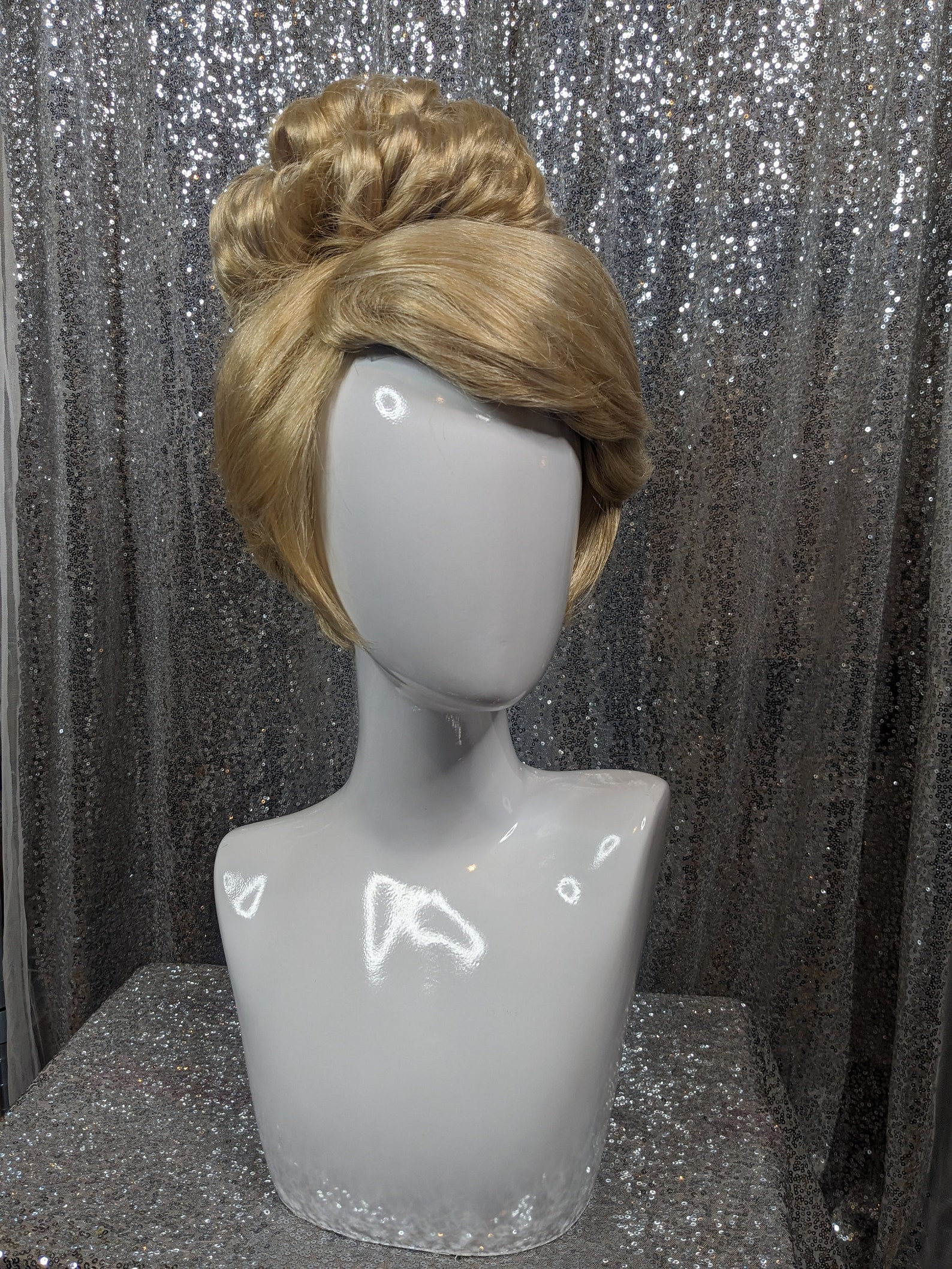 MADE TO ORDER Tinker Fairy Wig, Princess Wig - Etsy