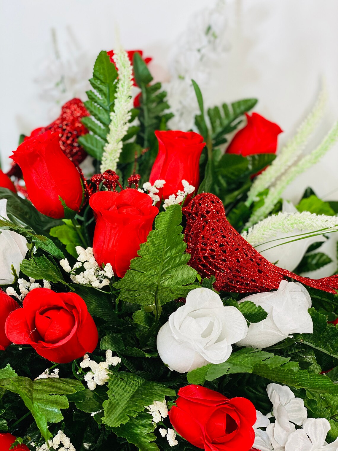 360 Degree, All Around, Handmade Cone Vase Red and White Roses With ...