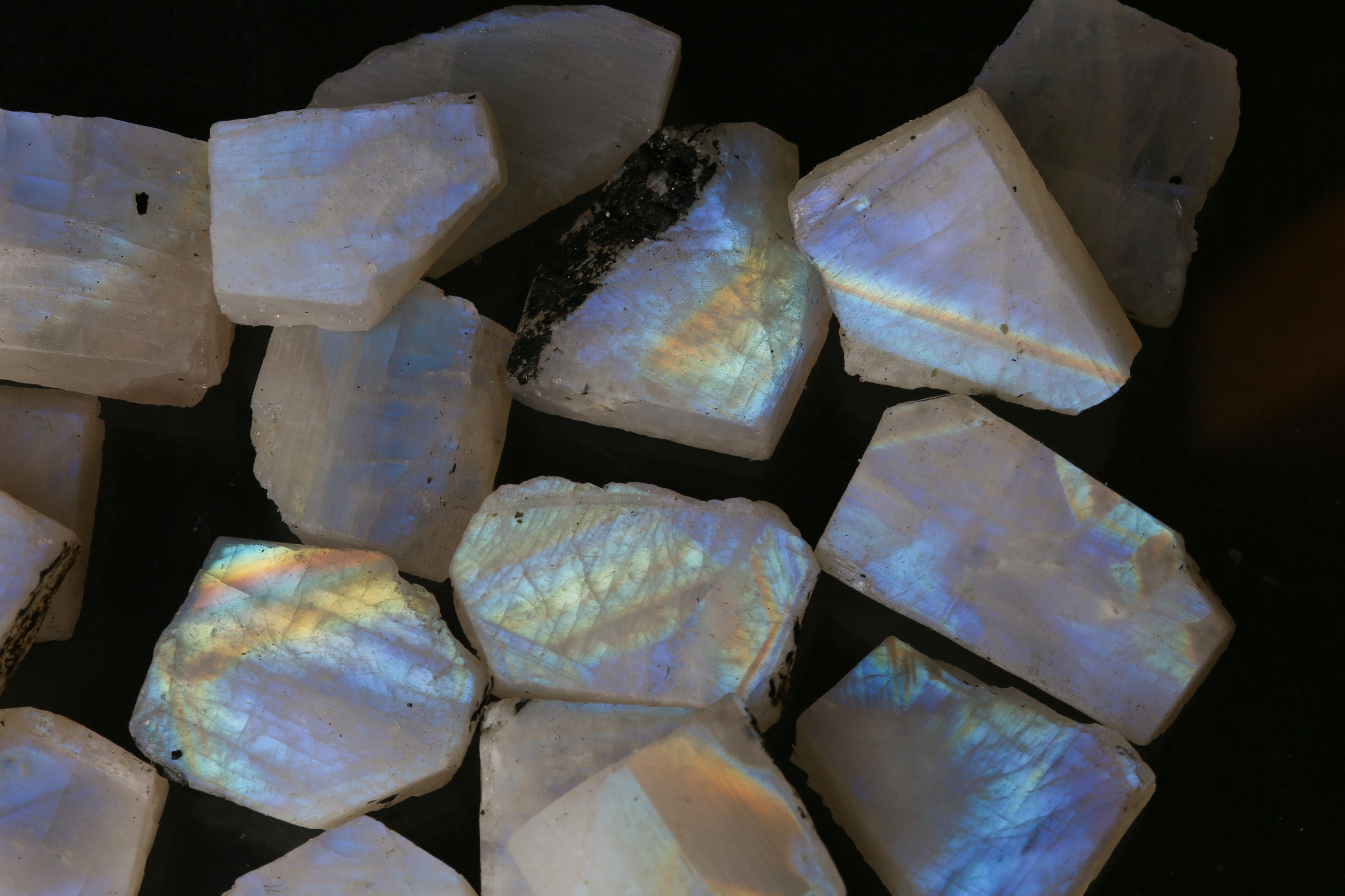 High Quality Raw Moonstone Pieces, Rough Moonstone Slabs, June ...