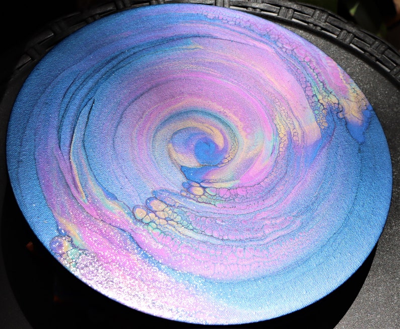 Spin and Swipe Acrylic Pour Painting: 12" Round Canvas Art - Etsy