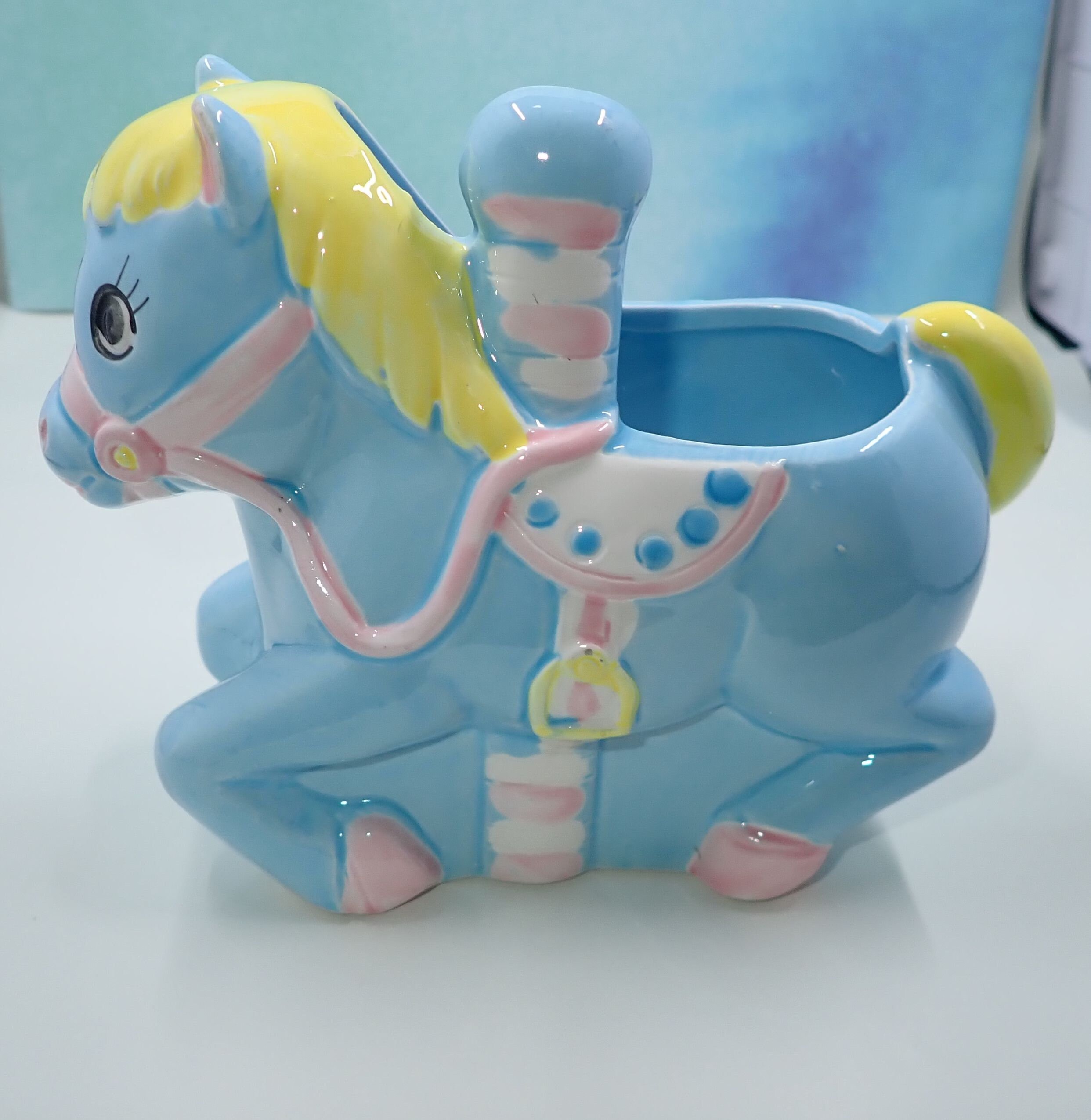 Carousel Planter for sale | Only 4 left at -70%