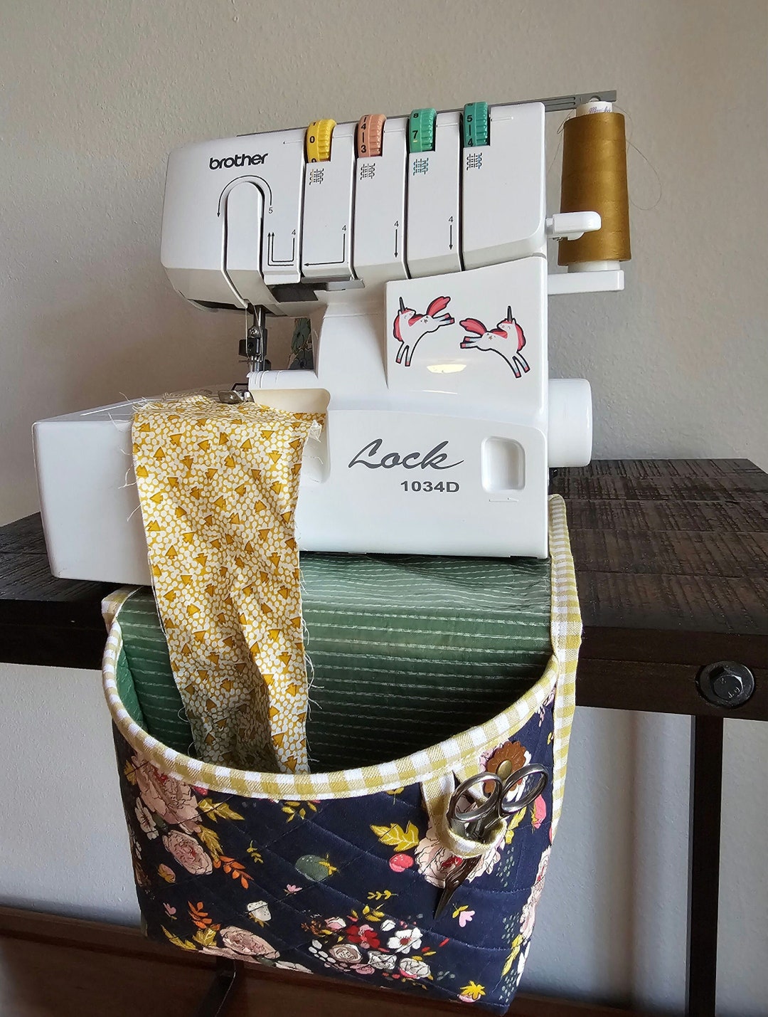 Scrap Trim Bin Sewing Serger Machine Mat Organizer, Thread Catcher ...