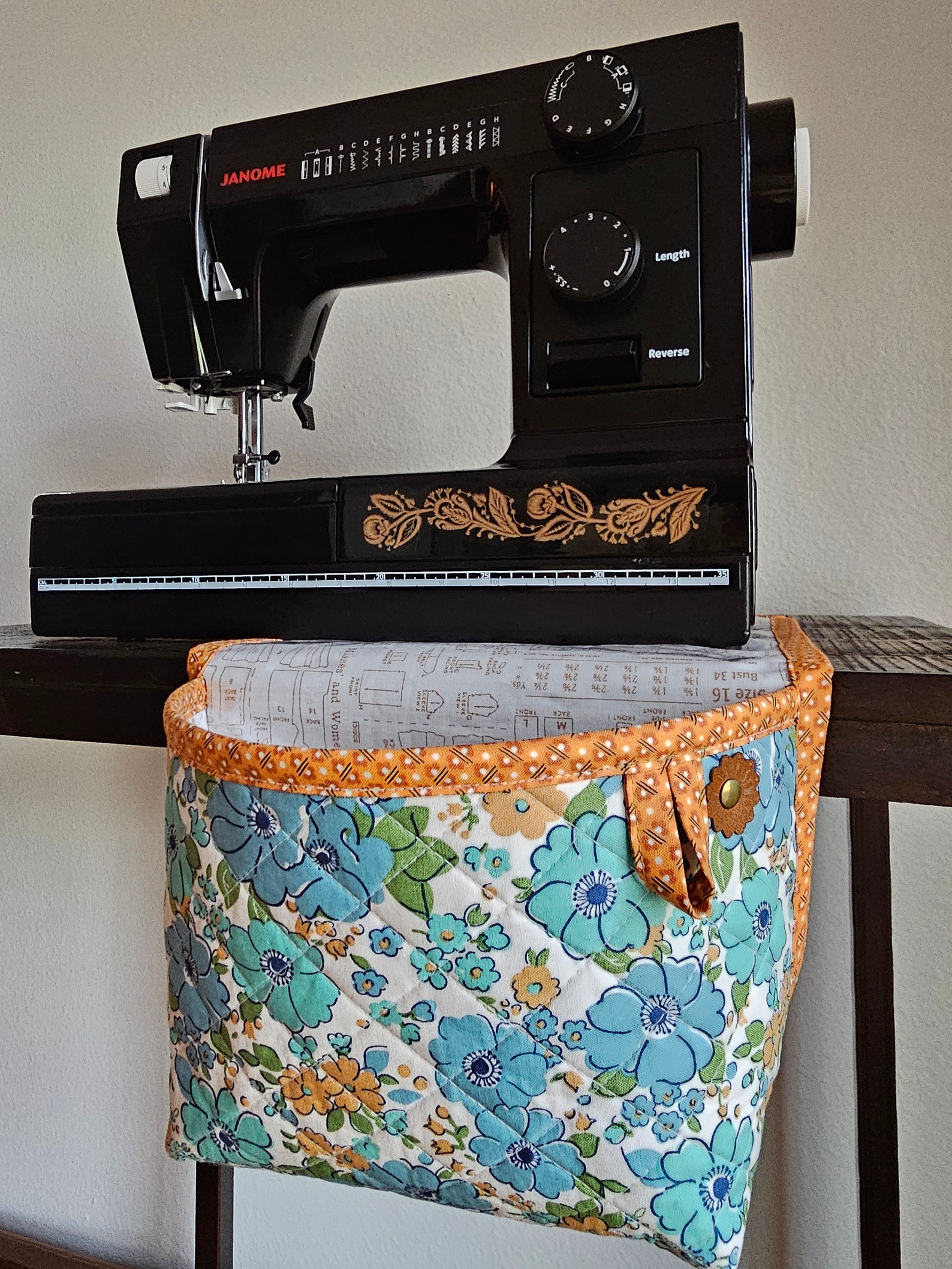 Scrap Trim Bin Sewing Serger Machine Mat Organizer, Thread Catcher ...