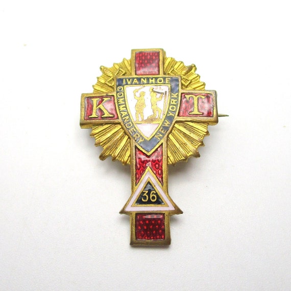 Knights Templar Lapel Pin - DandTBarnFinds - Gem