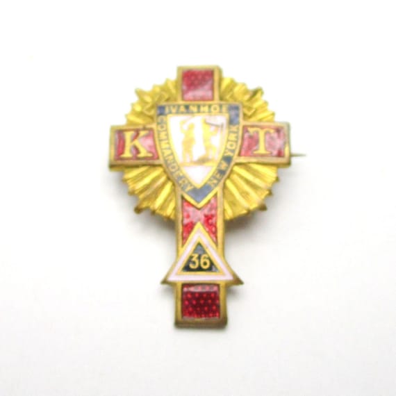 Knights Templar Lapel Pin - DandTBarnFinds - Gem