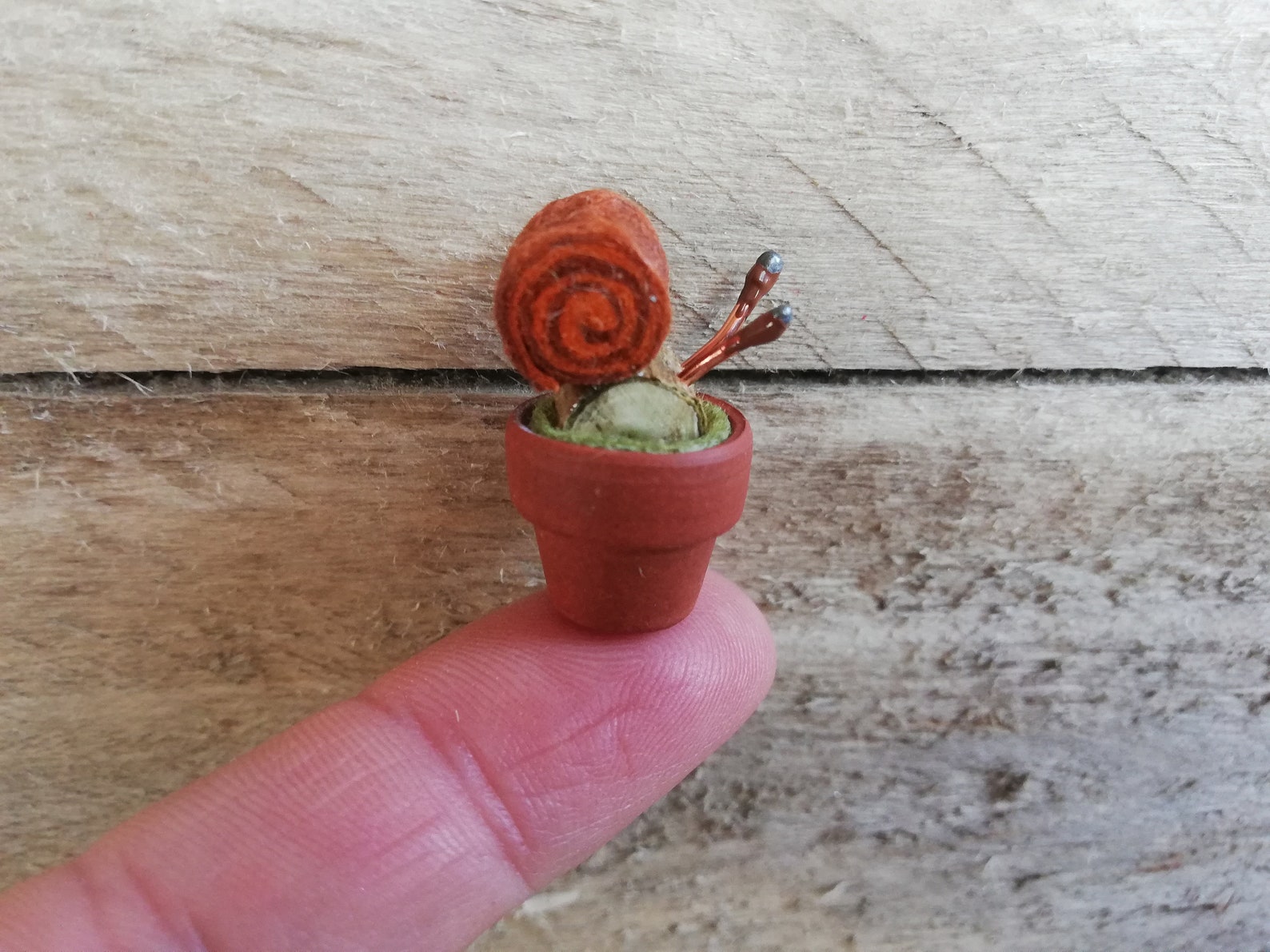 Miniature Felt Snails, Diorama, Tiny Gifts, Nature Lover Gifts - Etsy