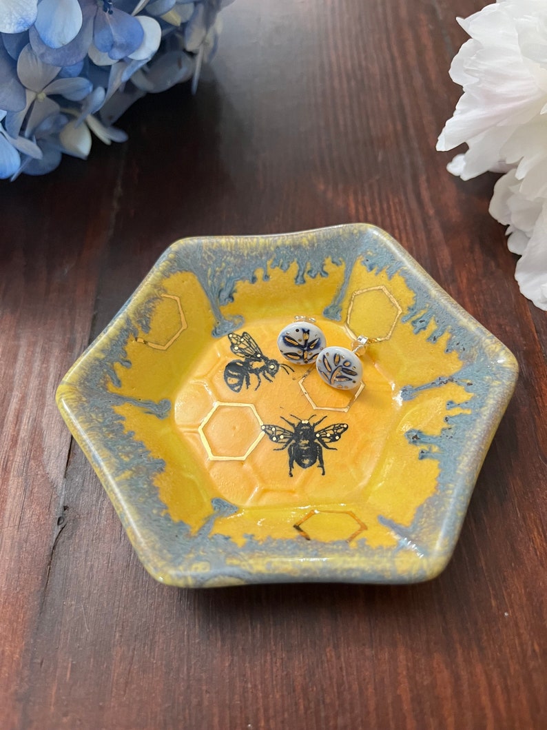 Ceramic Hexagon Shaped Bee(s) Trinket Dish - Etsy