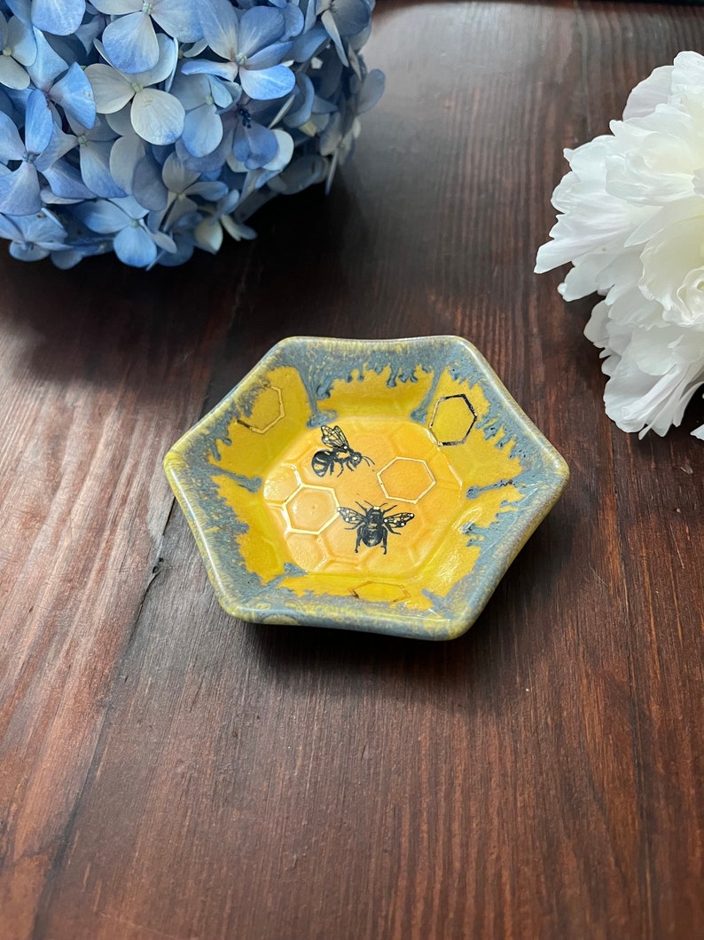 Ceramic Hexagon Shaped Bee(s) Trinket Dish - Etsy