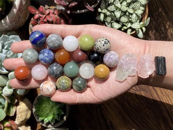 Natural Quartz Crystal Chakra Ball Boxreiki Healing Crystal - Etsy