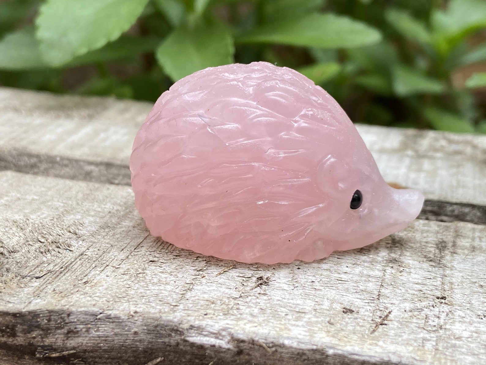 Erizo de cuarzo rosa tallado a mano natural regalo del día | Etsy