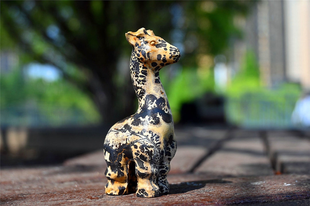 3.2'' Natural Hand Carved Picture Stone Giraffe，quartz Crystal，crystal ...