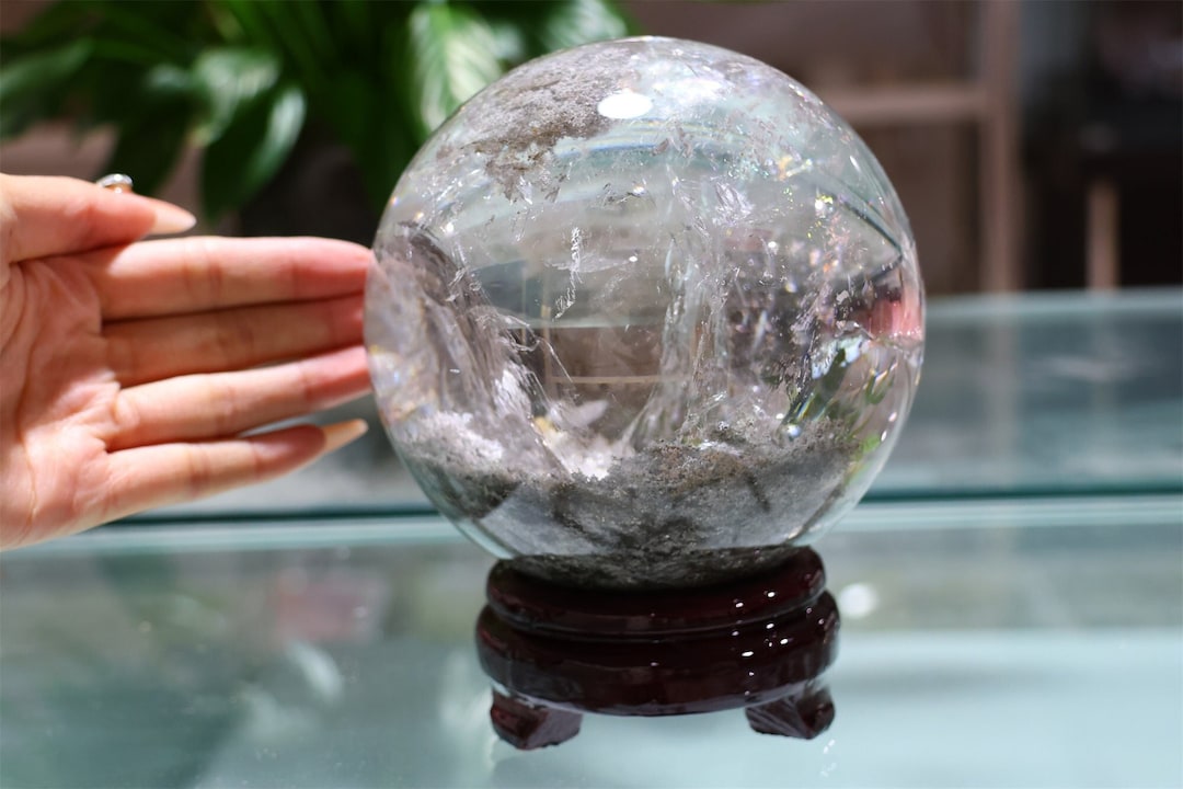 130mm Natural Ghost Ball，crystal Ball，quartz Crystal Ball，ghost Ball ...