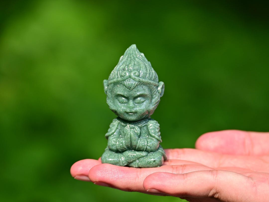 2'' Hand Carved Sandstone Son Goku Skull，quartz Crystal，crystal ...
