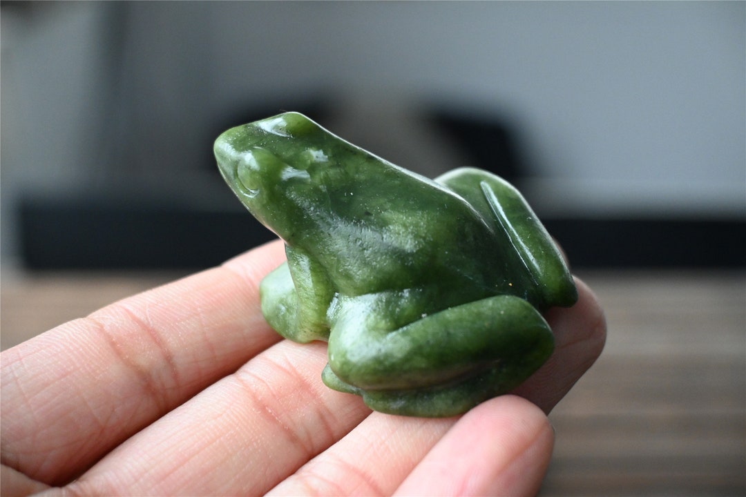 2'' Natural Carved Green Jade Frog，crystal Gift，crystal Frog Carved ...