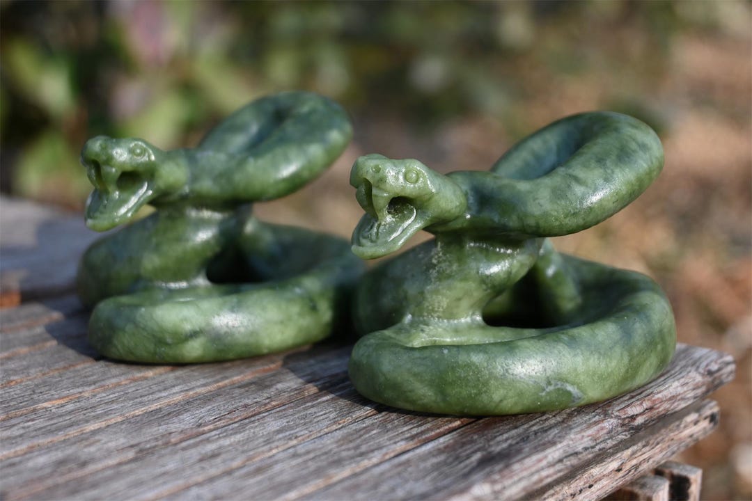 Green Jade Carved Snake Figurine: Crystal Reiki Healing Decor (2.9") - Etsy