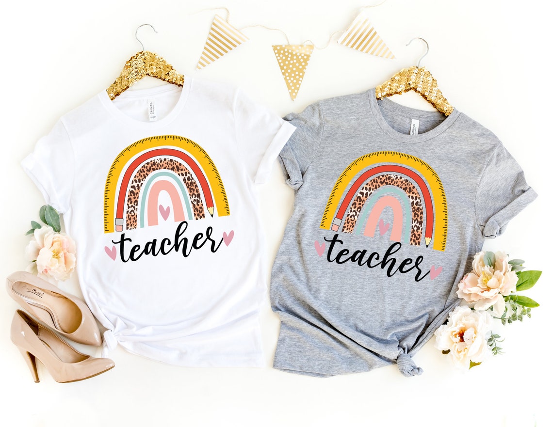 Teacher Rainbow Shirt // Kindergarten Teacher Tee // Teacher - Etsy