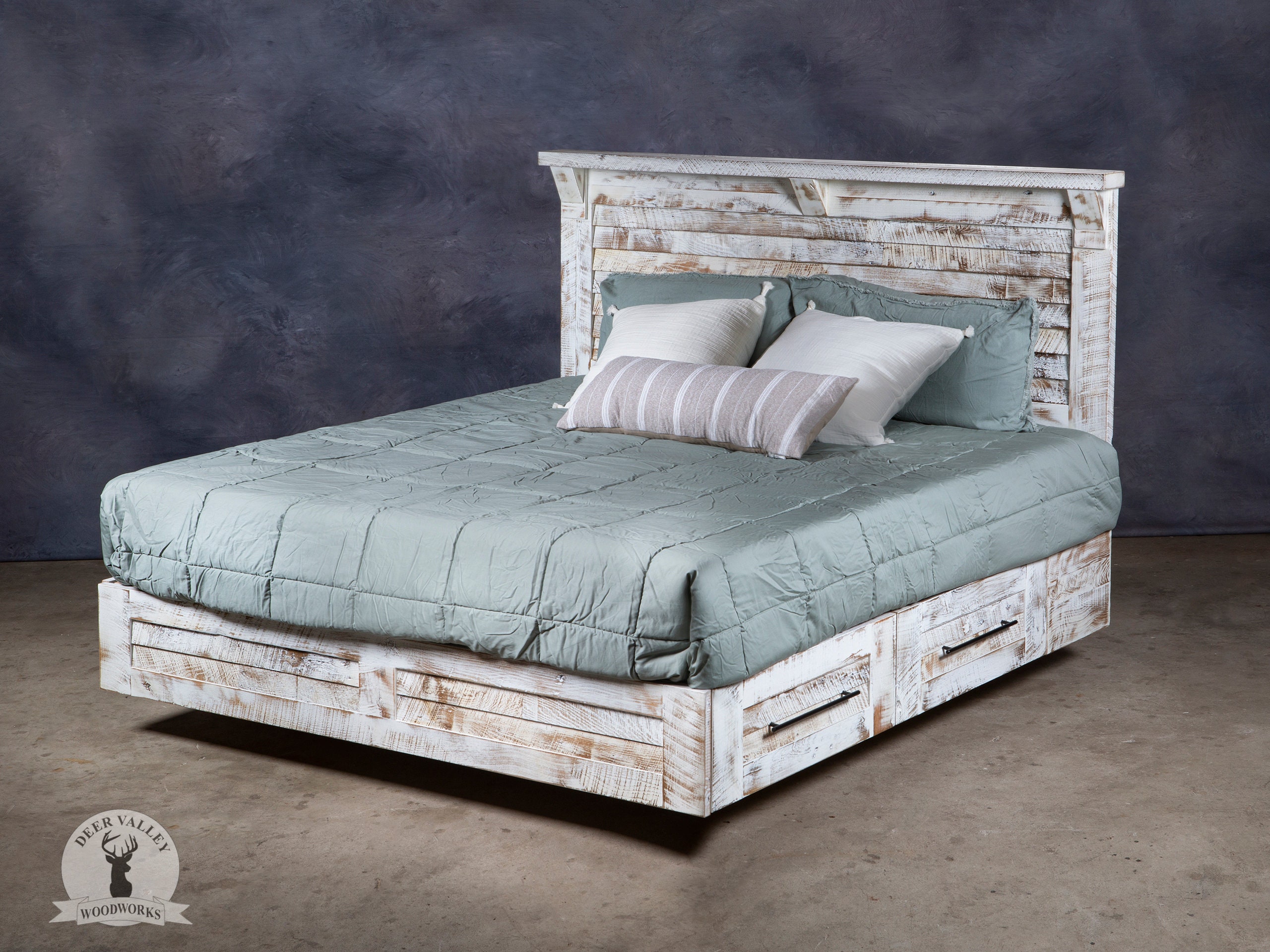 Distressed White Barnwood Platform Bed Set Rustic White Headboard Footboard White Ship Lap Bed Set Farmhouse Reclaimed Wood Bedroom Set Etsy