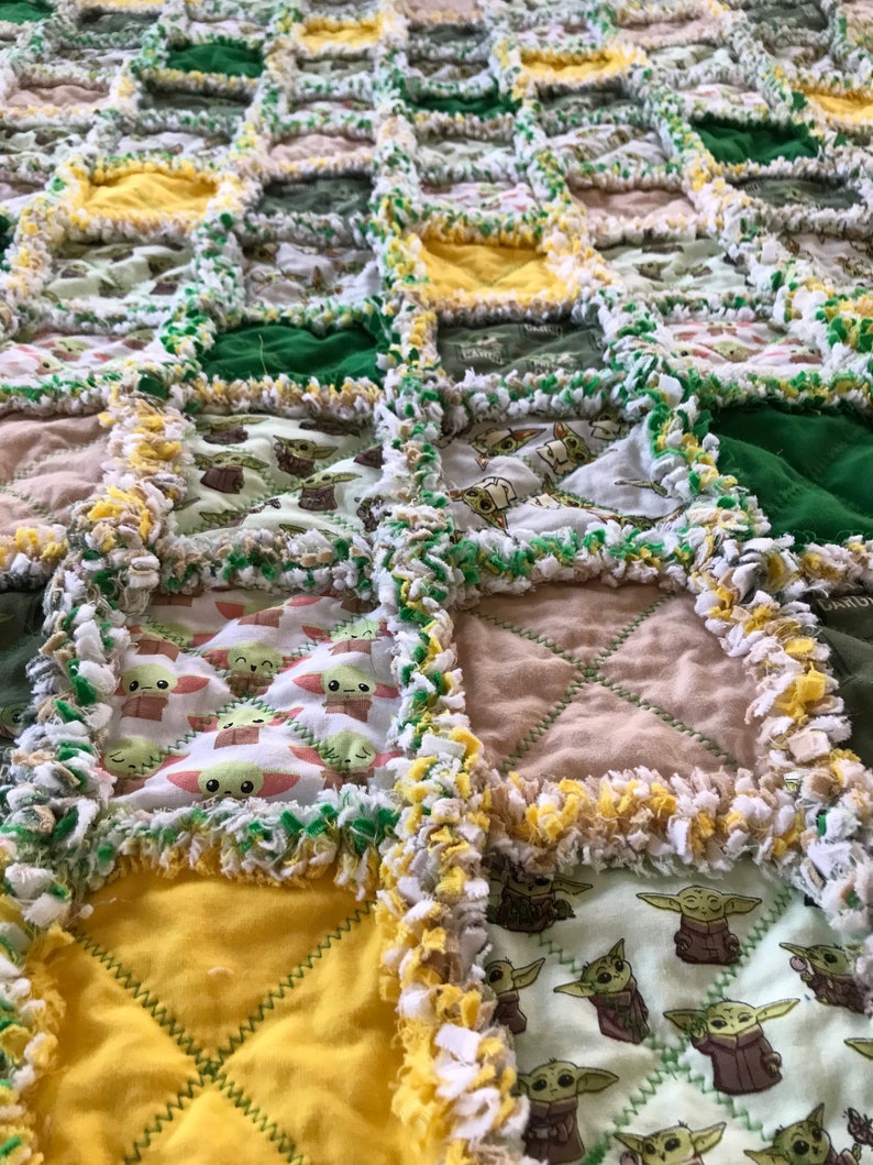 Mandalorian/baby Yoda star Wars Rag Quilt - Etsy