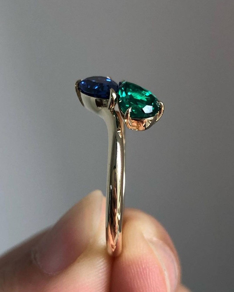 Sapphire & Emerald Ring Two Stone Ring Pear Cut Gemstones - Etsy