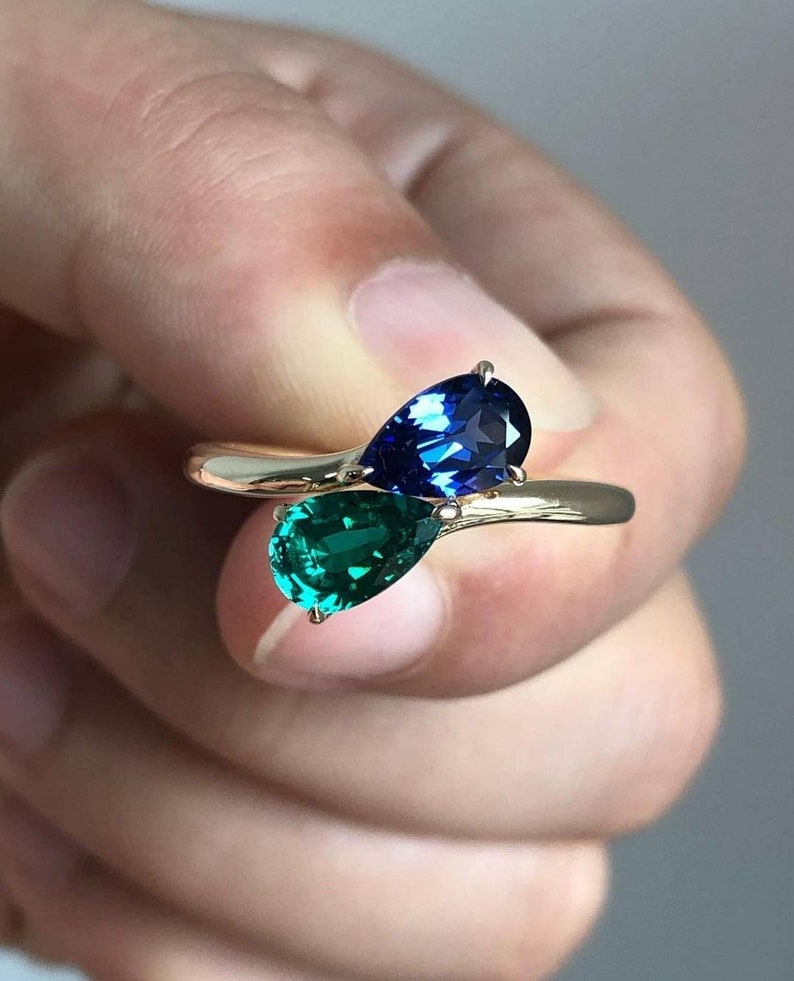 Sapphire & Emerald Ring Two Stone Ring Pear Cut Gemstones - Etsy
