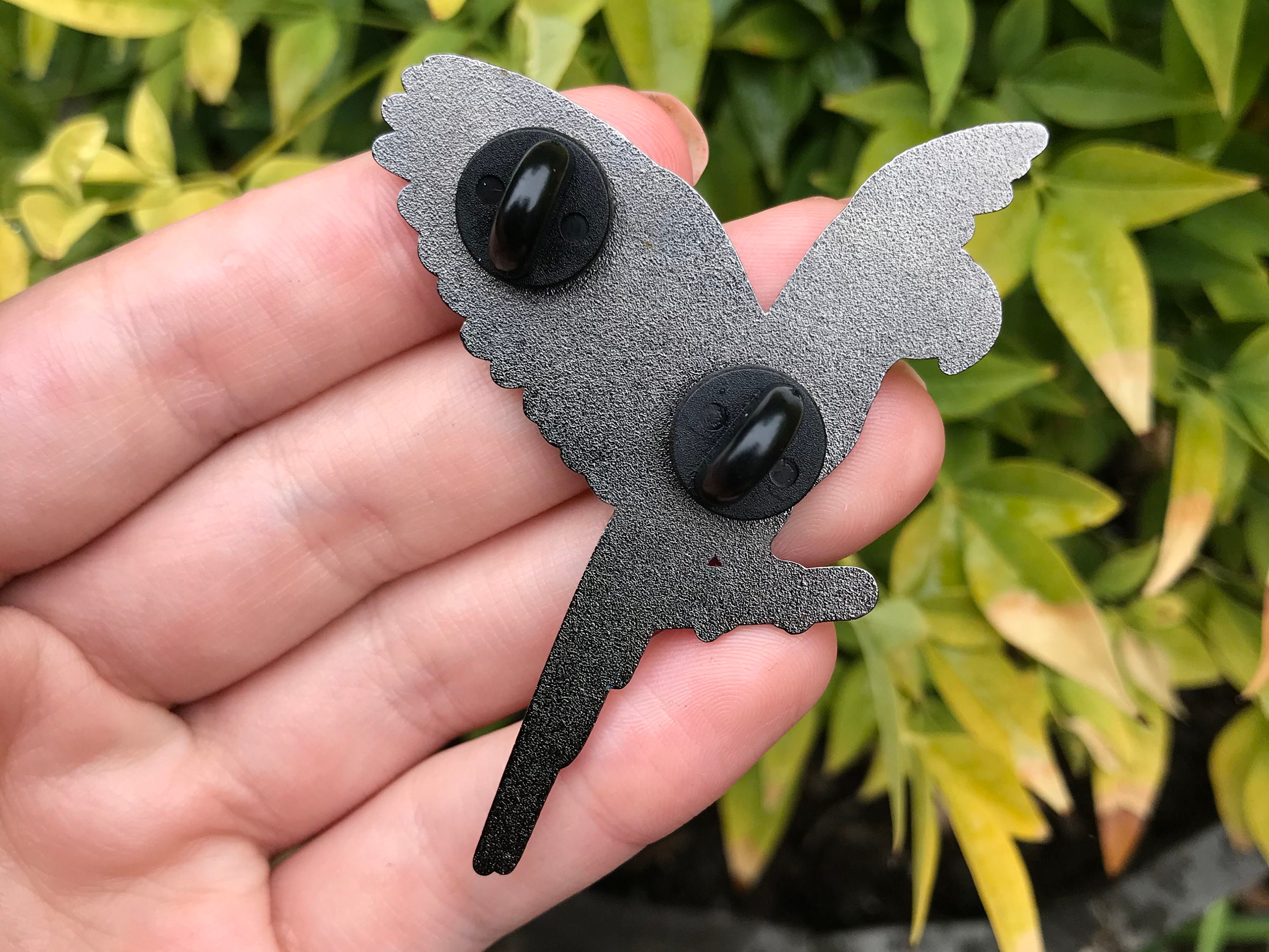 Hymie the Hyacinth Macaw Hard Enamel Pin Lapel Pin Bird - Etsy