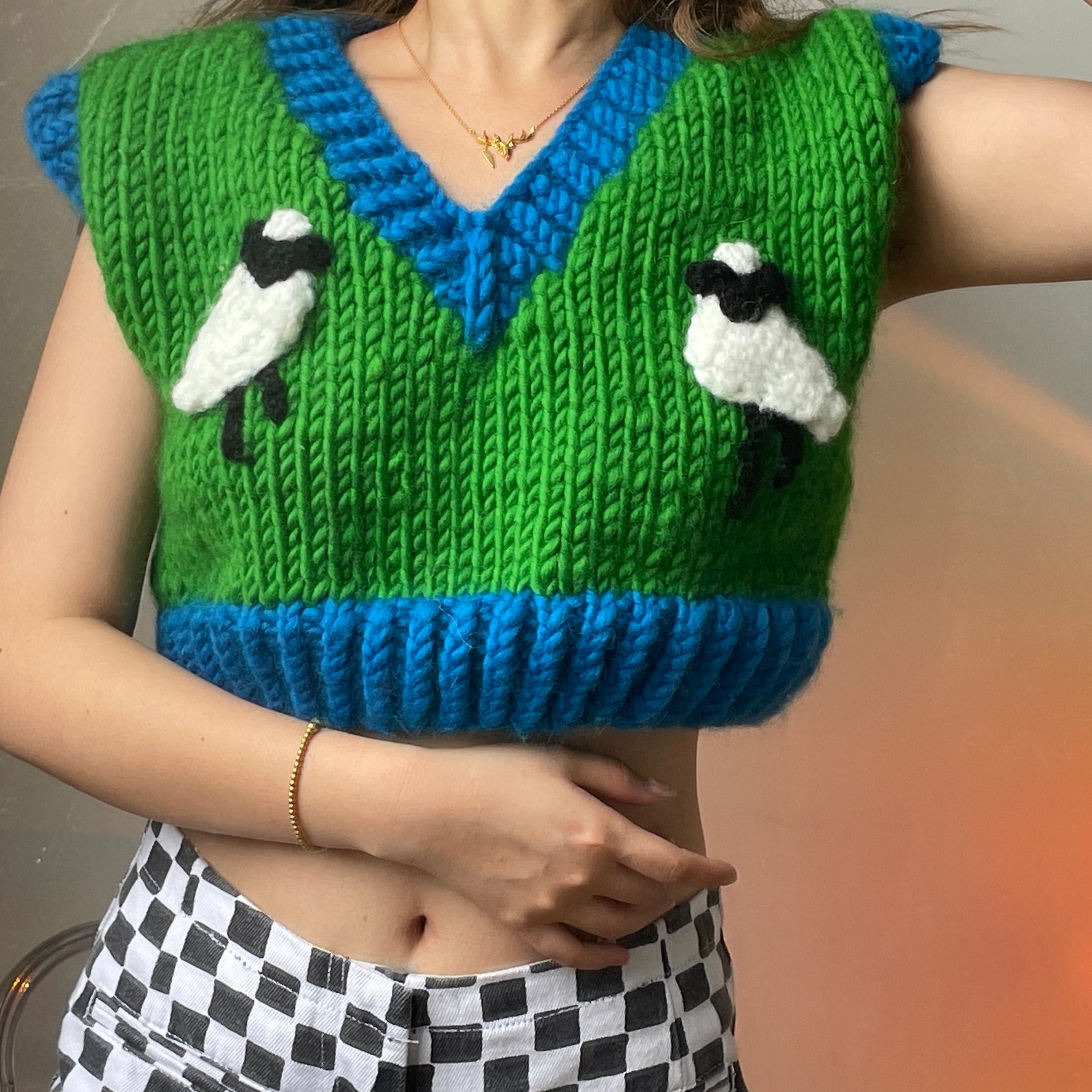 Hand-woven Vintage cute wool vest super short high waist | Etsy