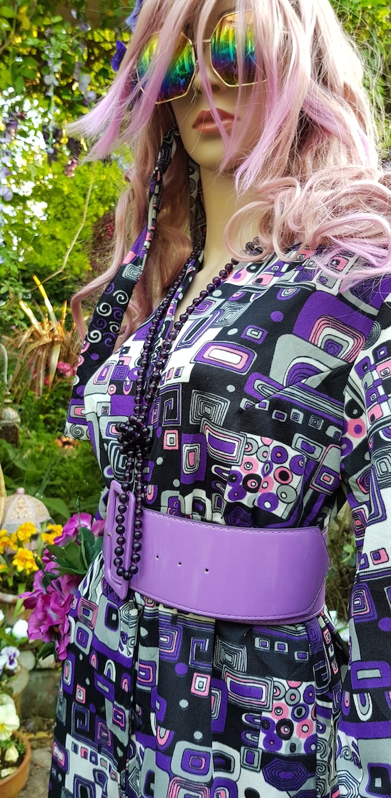 UK 8/10 (US 4/6) Amazing Vintage 1960s Purple Black W… - Gem