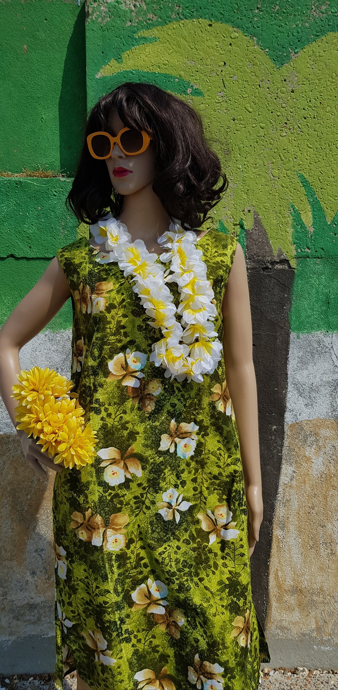 UK 10/12 (US 6/8) Beautiful Vintage 1960s Olive Green Cream Saffron ...