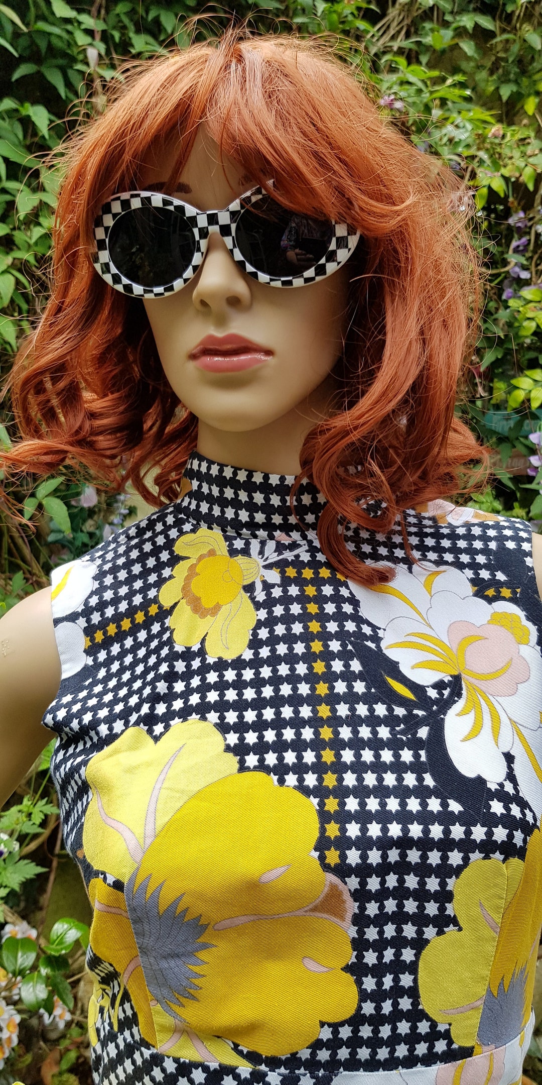 Vintage Sunglasses Funky Vintage Style Monochrome Black And White Check Novelty Goggles