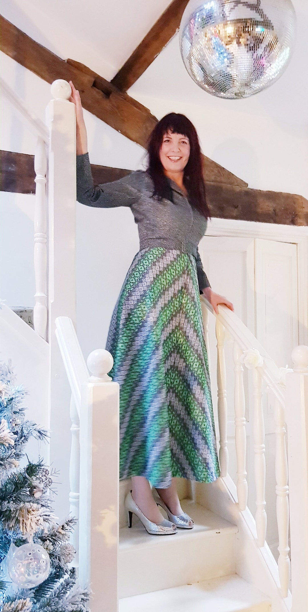 UK 12 (US 8) Striking Vintage 1960s Richard Stump Green and Silver ...