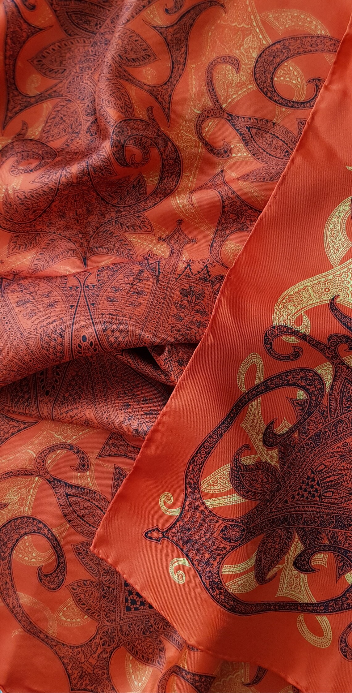 Ladies Scarf: Beautiful Vintage Orange and Russet Abstract Pattern Silk ...