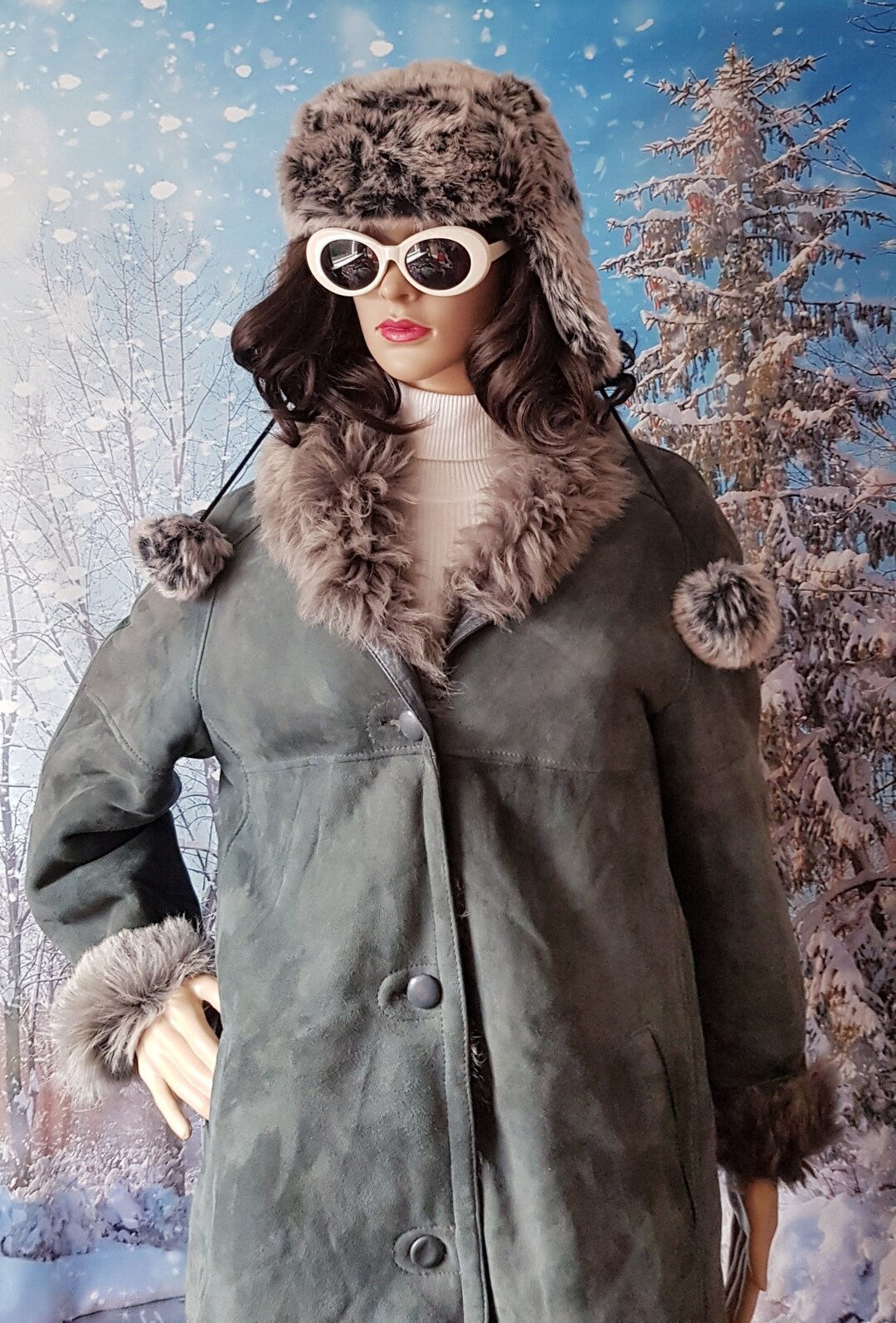 Vintage Hat: Fab Vintage 1990s Grey Trapper Style Faux Fur Hat With Pom ...