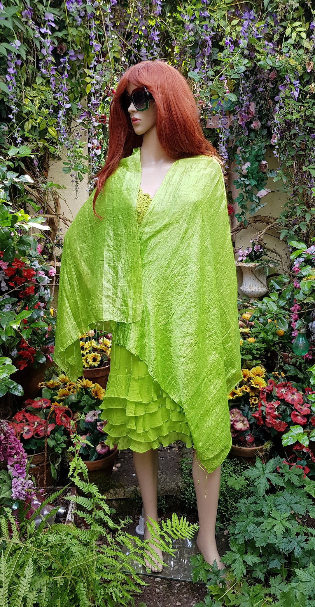 Vintage Shawl: Gorgeous Vintage 1990s Bright Green Pure Woven Raw Silk ...