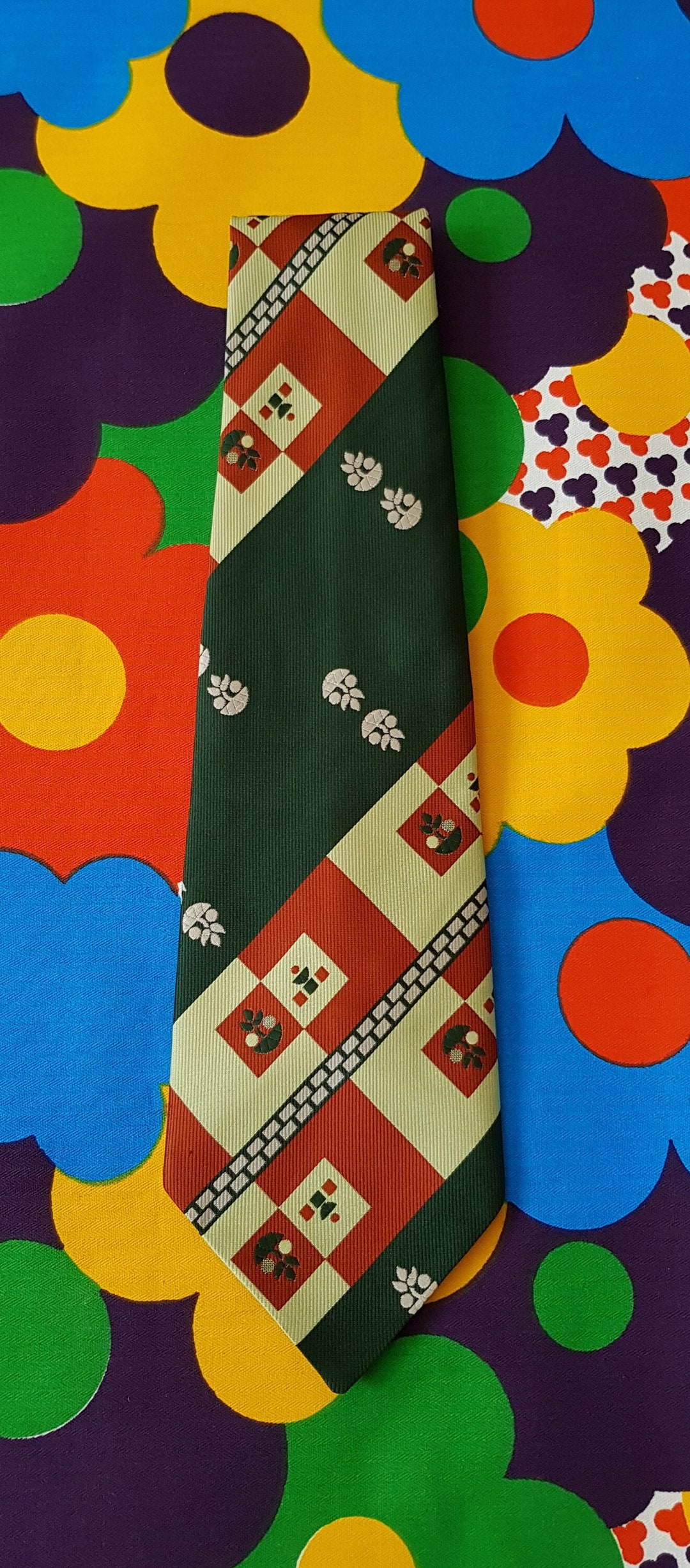 Vintage Men's Tie: Groovy Vintage 1970s Dark Green, Mustard Yellow and ...