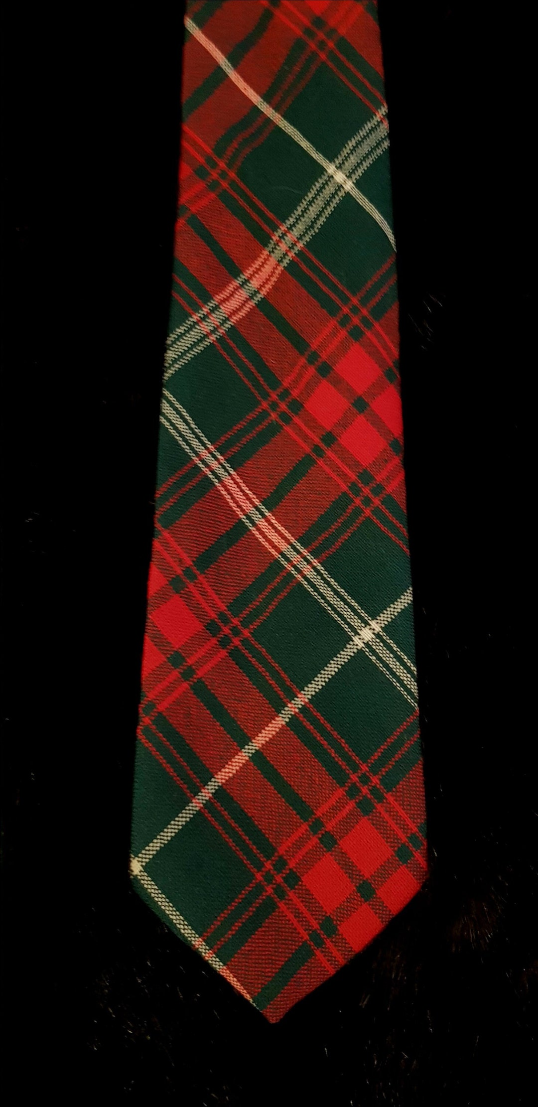 Vintage Men's Tie: Fab Vintage Red and Green Prince of Wales Tartan ...