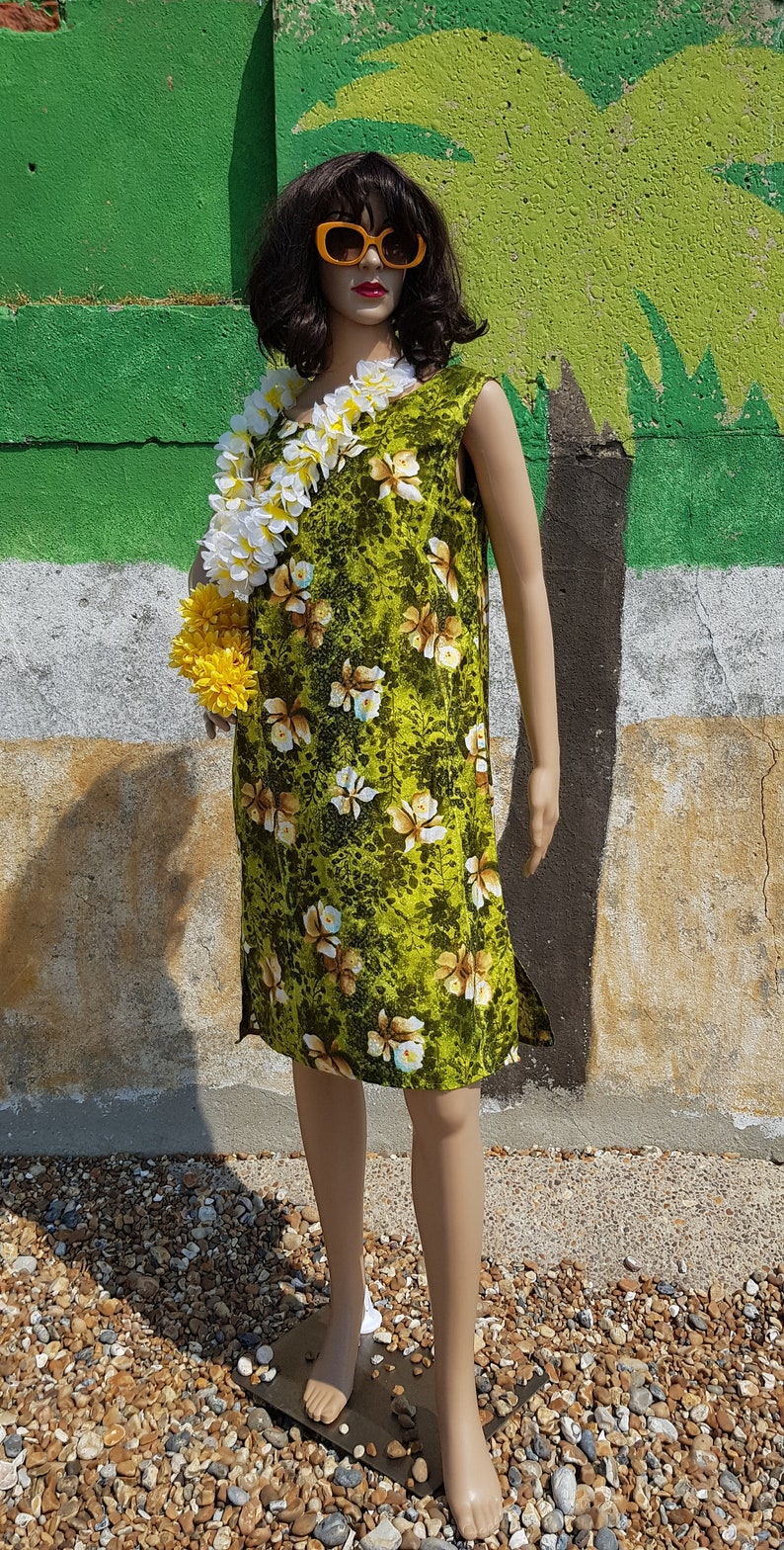 UK 10/12 (US 6/8) Beautiful Vintage 1960s Olive Green Cream Saffron ...