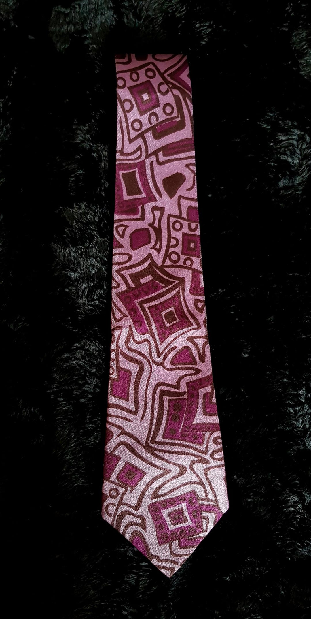Vintage Men's Tie: Groovy Vintage 1970s Pink and Purple Abstract ...