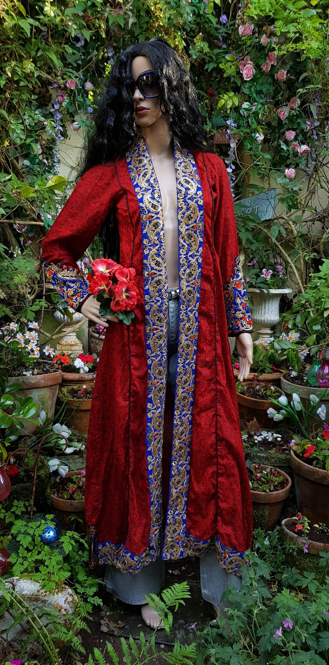 Fabulous Vintage 1970s / 1980s Red, Blue and Gold Indian Embroidered ...