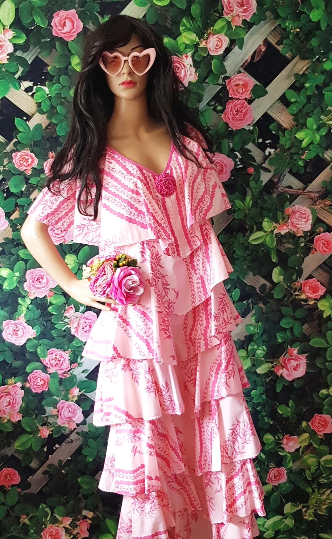 UK 12 (US 8) Beautiful Outrageous Vintage 1970s Sugar Pink and Bright ...