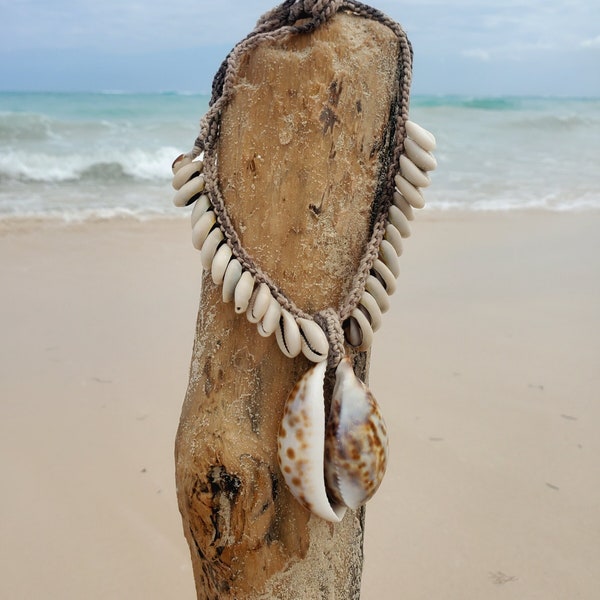 Cowrie Shell Pendant - Etsy