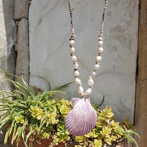Purple Shell & Pearls Necklace - Etsy