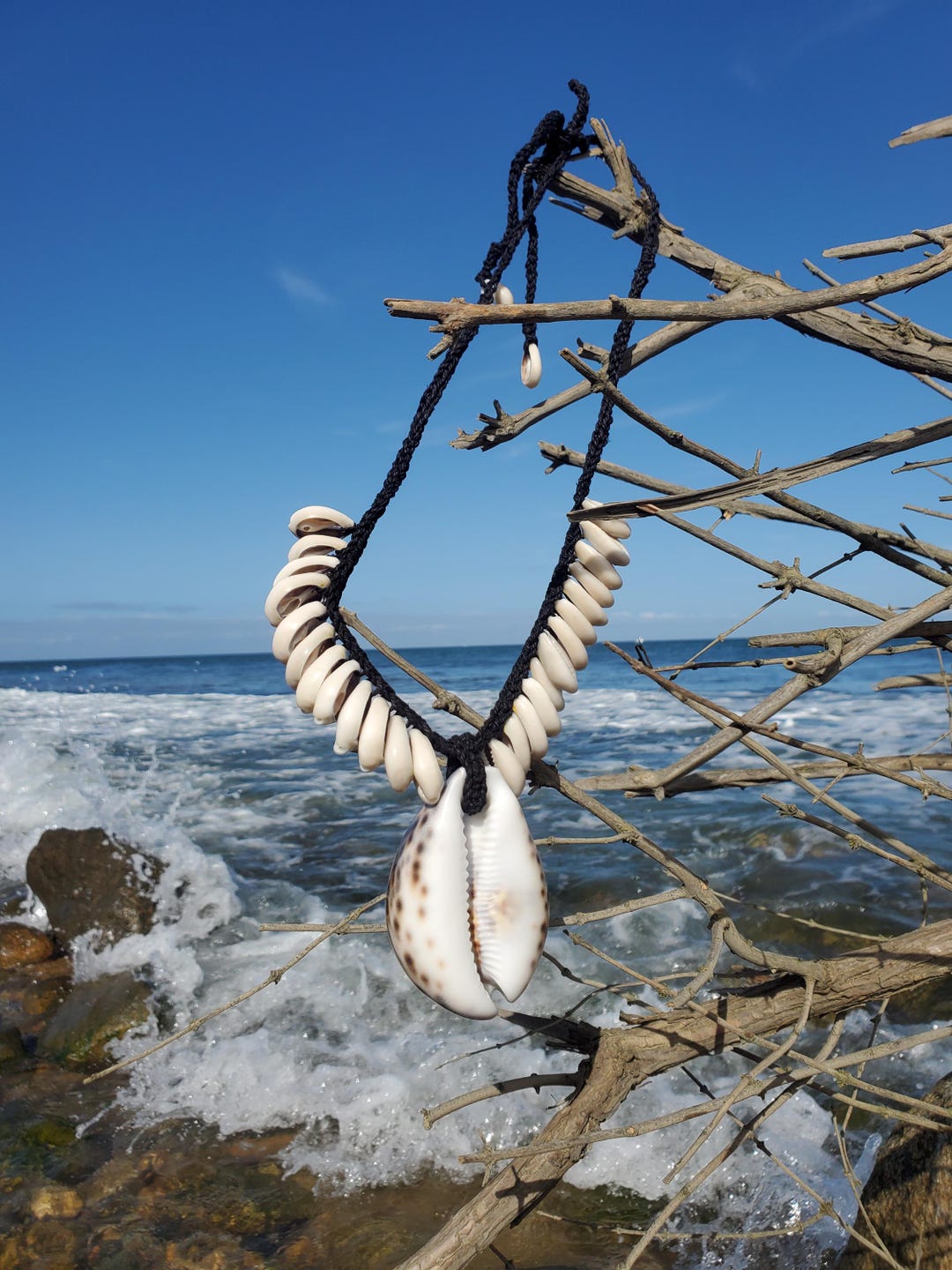 Black Hemp & Large COWRIE Shell Choker or Necklace - Etsy