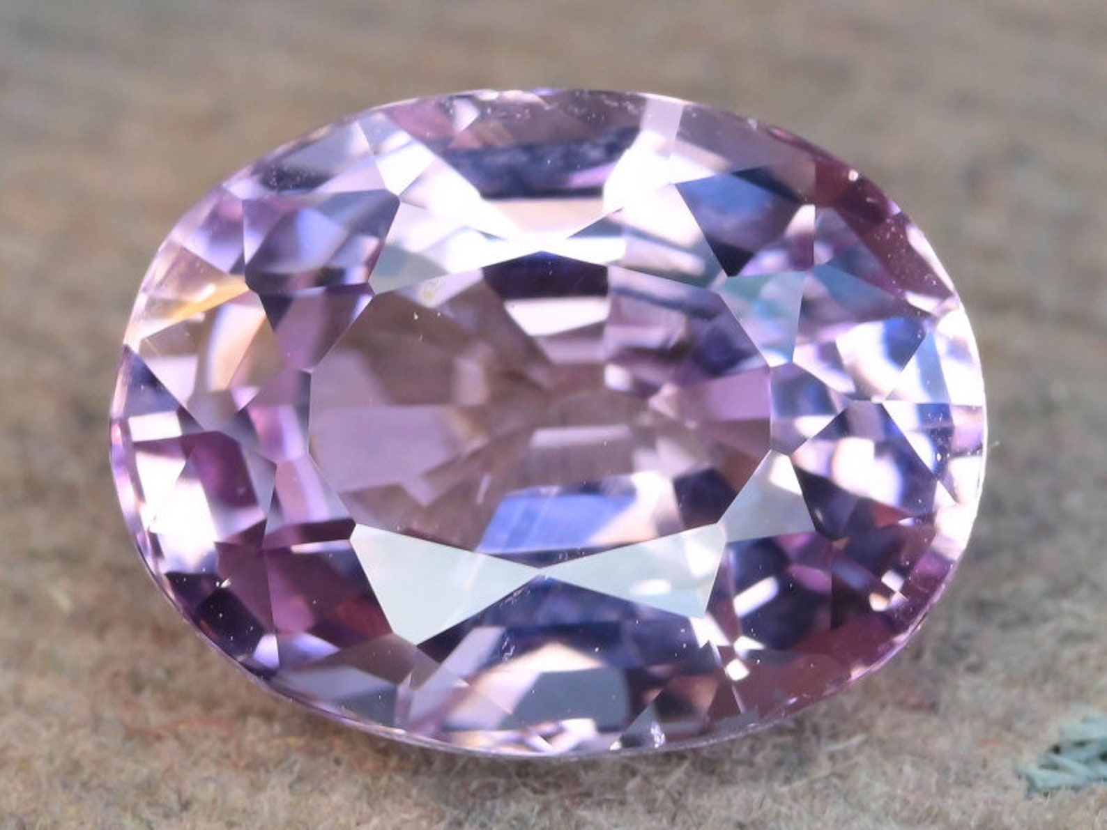 Lotus Gold Certified ~ Taaffeite 3.90 Ct Forbes's 2nd Expensive Gem - Etsy