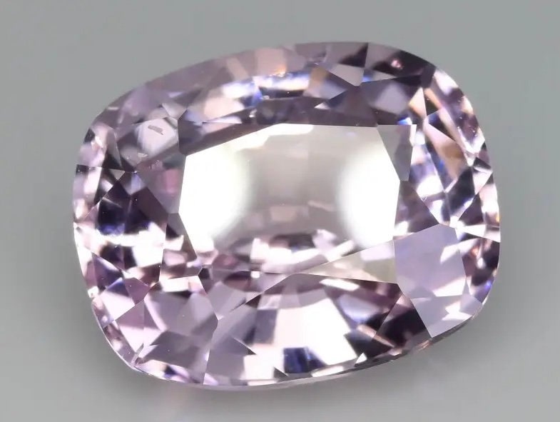 Lotus Gold Certified Taaffeite 3.39 Ct Forbes's 2nd - Etsy