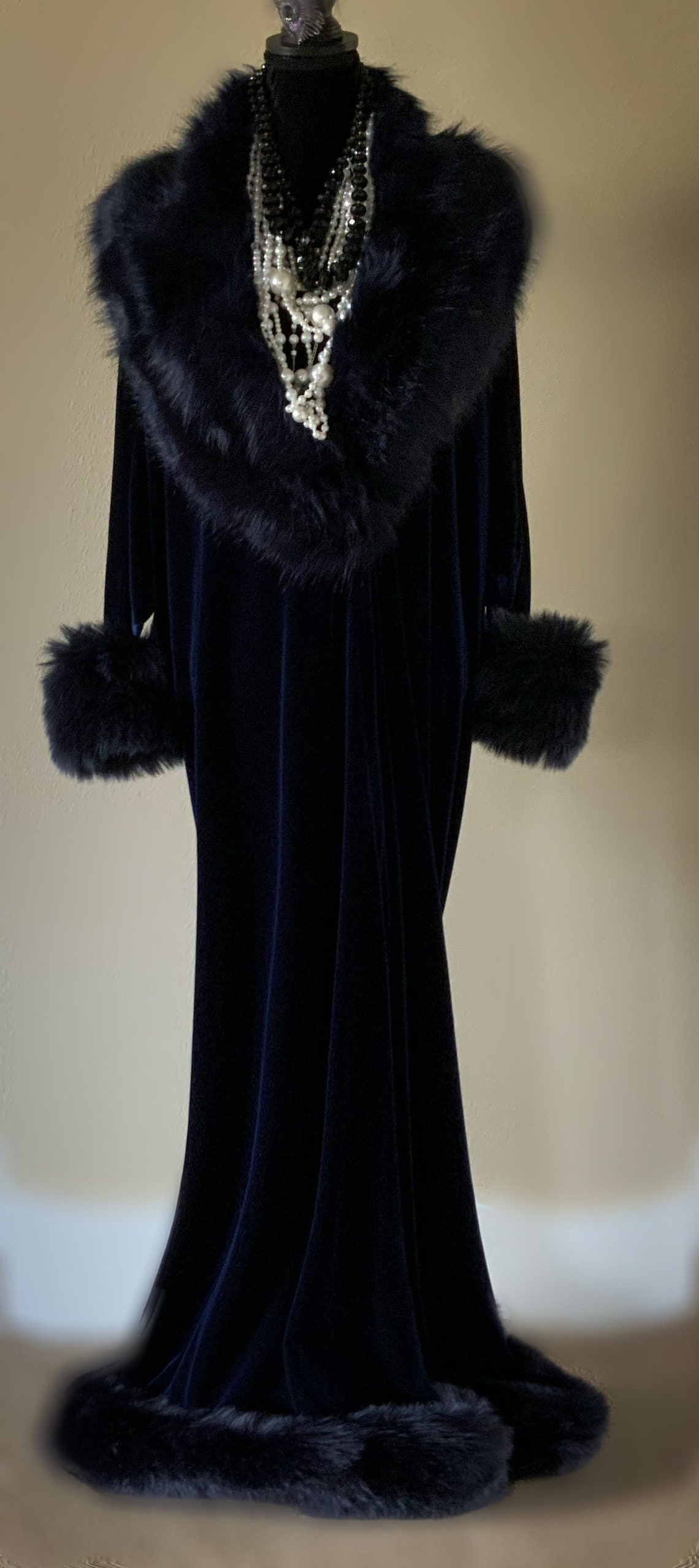 Dark Navy Blue Velvet-velvet Robe-faux Fur Collar-old - Etsy