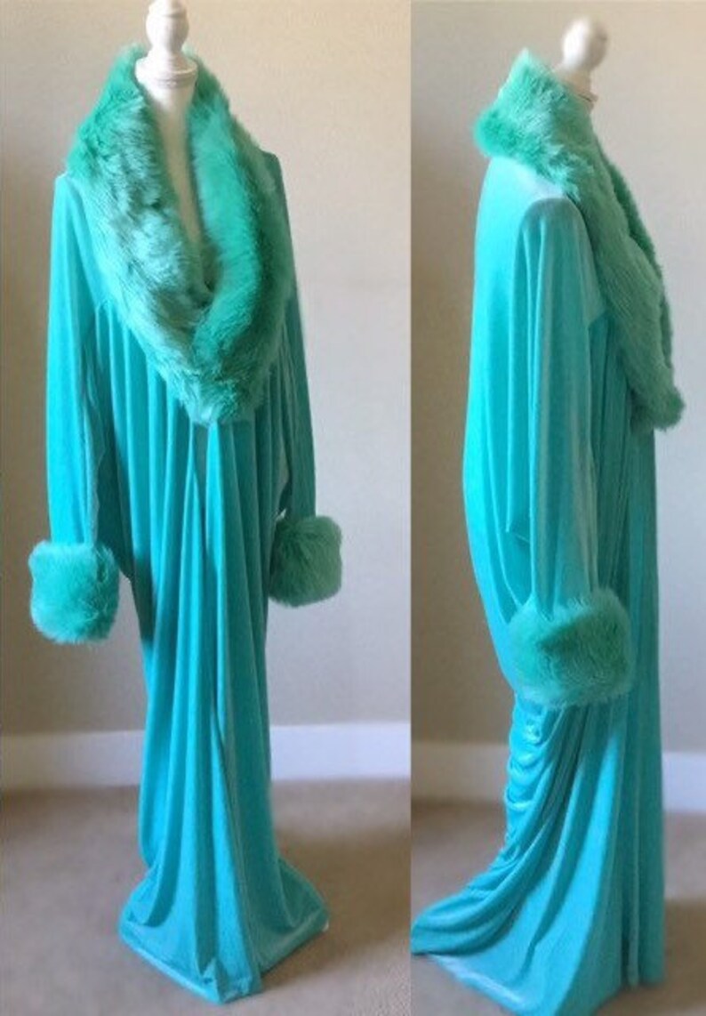 Robins Egg Blue-1920s Style Old Hollywood Robe Handmade - Etsy