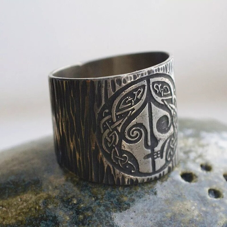 Hel Ring Goddess Hela Runes Viking Jewelry / Folklore - Etsy